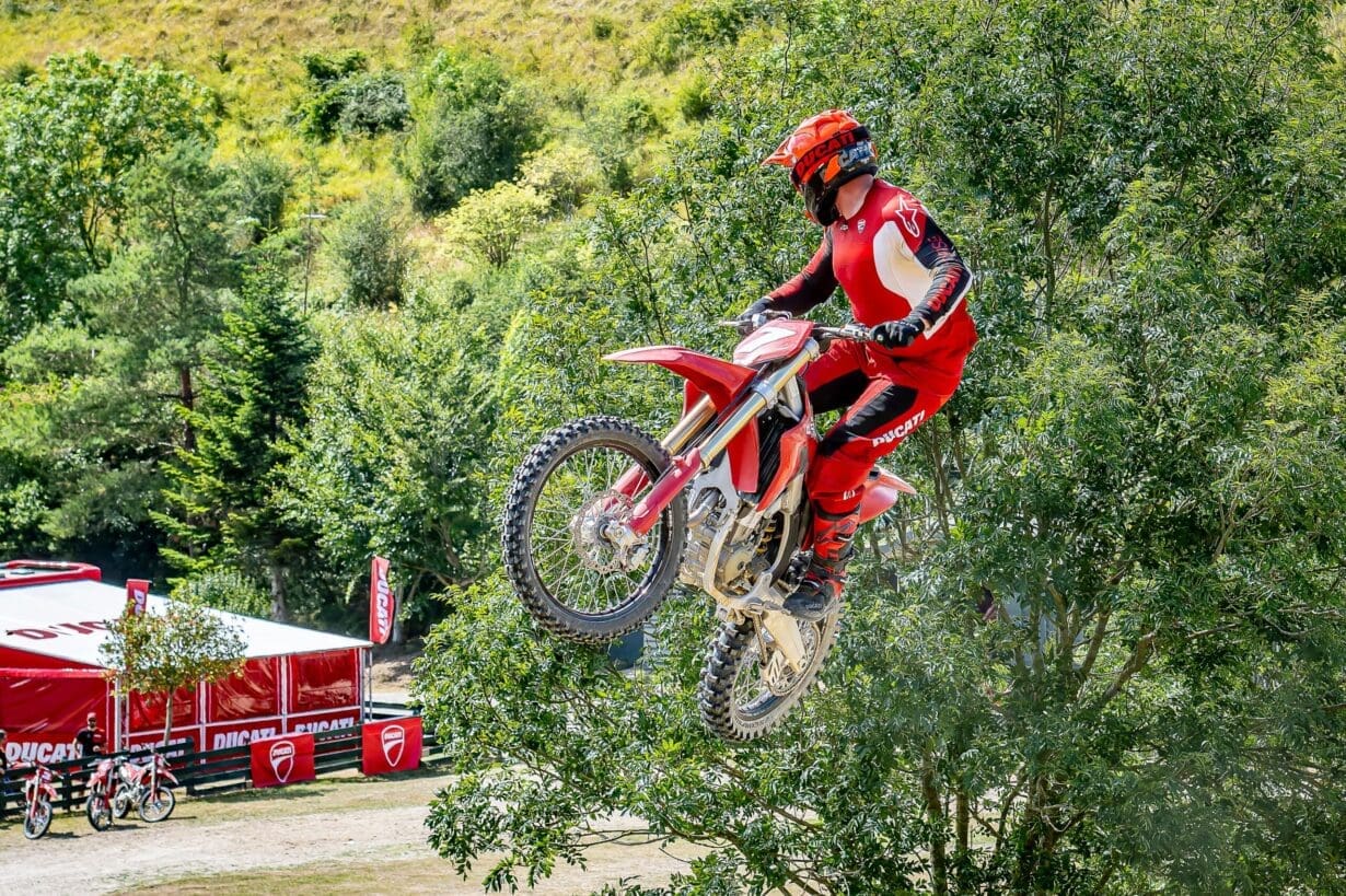DUCATI: MX Experience Opens for UK Riders – Desmo450 MX Now in ...